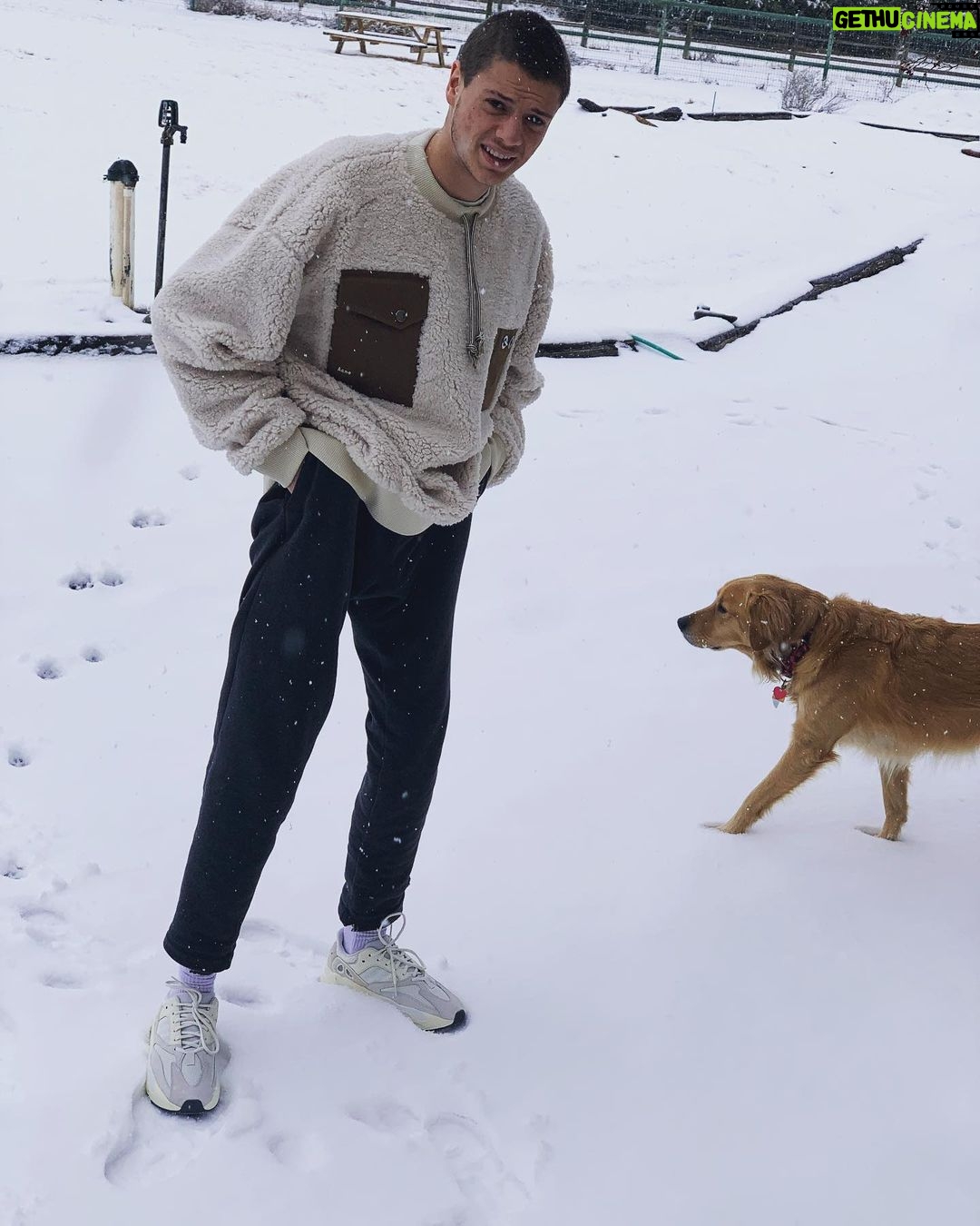 Jace Norman Instagram – 🏐⛸ 🤍 | Gethu Cinema