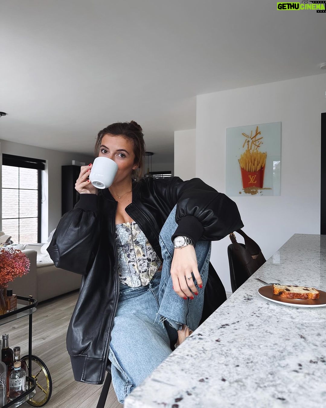 Actress Jamie-Lee Six HD Instagram Photos and Wallpapers October 2023 ...