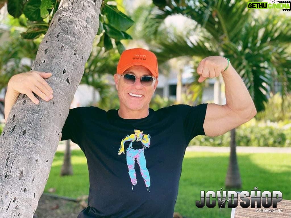 Jean-Claude Van Damme Instagram – 🌞 Let us start this week with power ...