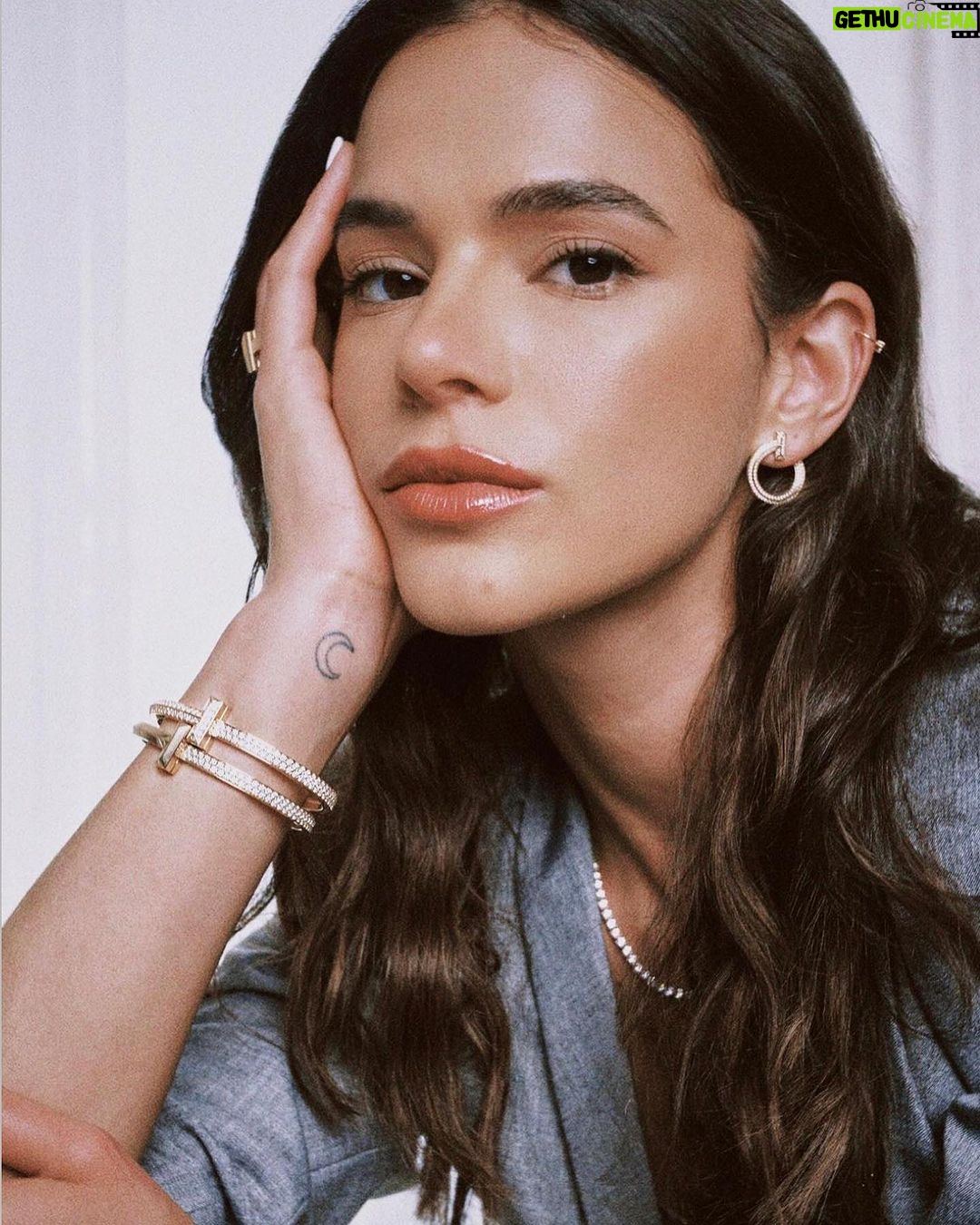 Jessica Alba Instagram – #SmallBusinessSaturday x gift guide edition 🎁 ...