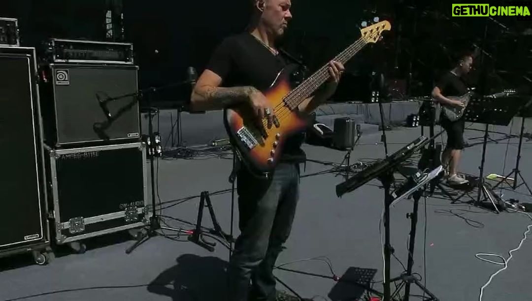 Justin Lo Instagram – Cool 😎 | Gethu Cinema