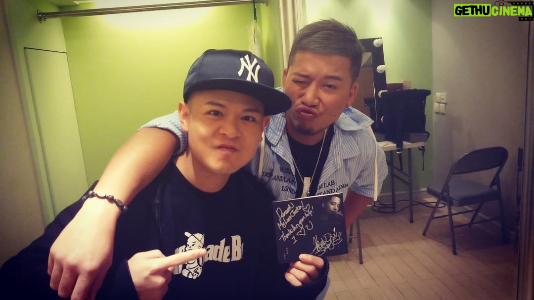 Justin Lo Instagram – Little fat #newalbum #風塵三俠 @siufay613 | Gethu Cinema