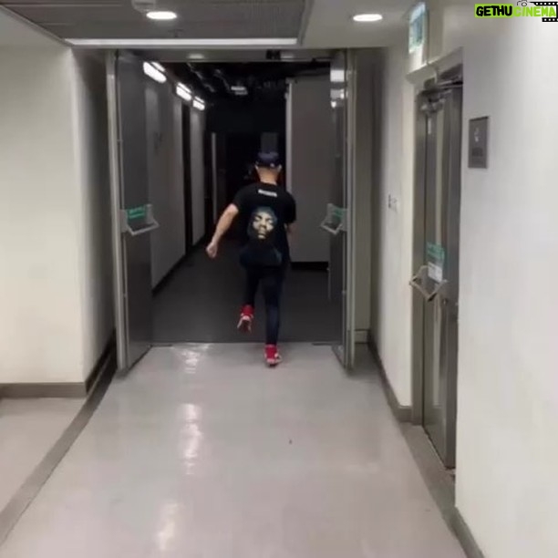 Justin Lo Instagram – 跑咁快去邊呢？ 足本版：https://youtu.be/tGo2md2lHbs | Gethu ...