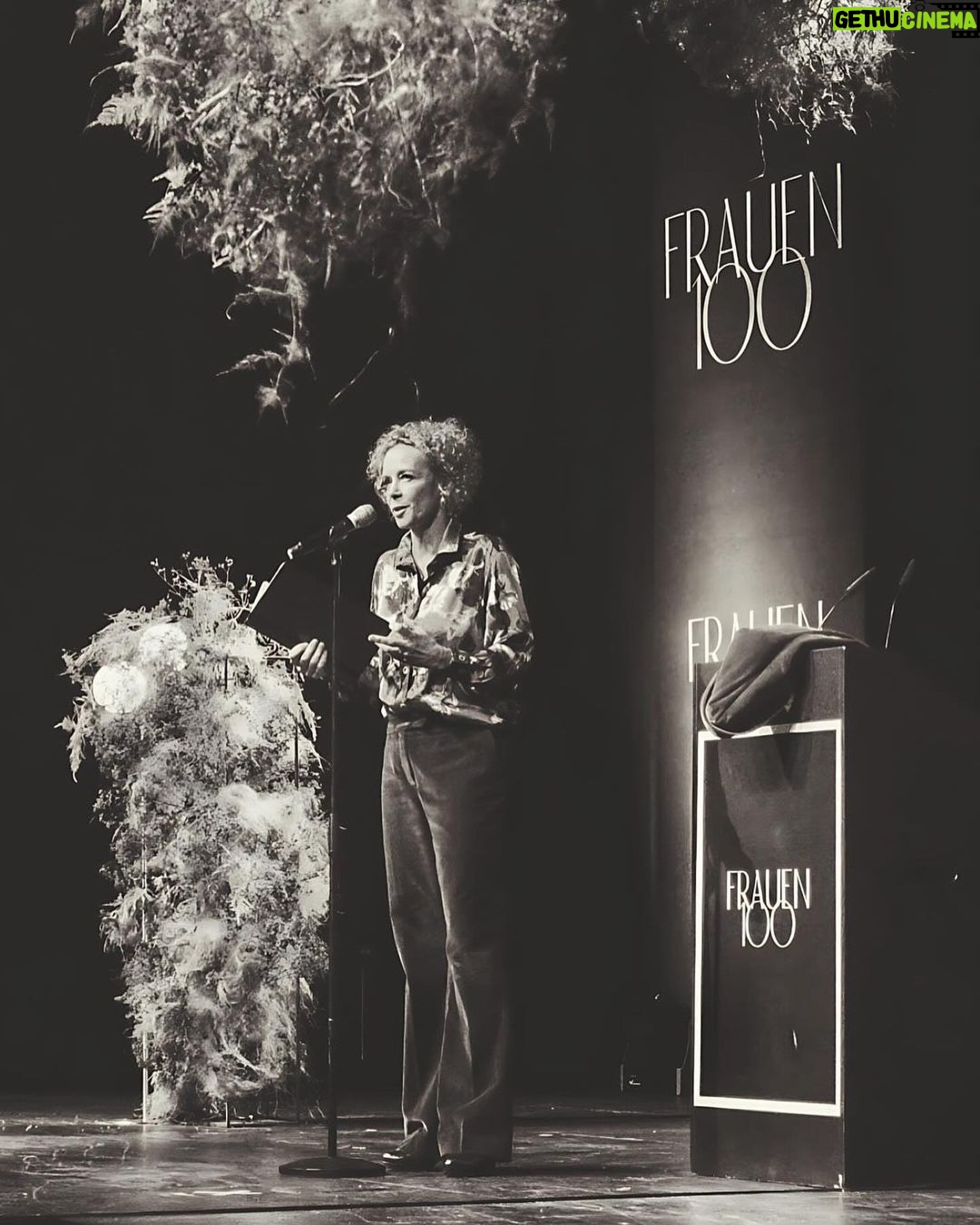 Katja Riemann Instagram – Ich durfte heute Abend anlässlich der ...