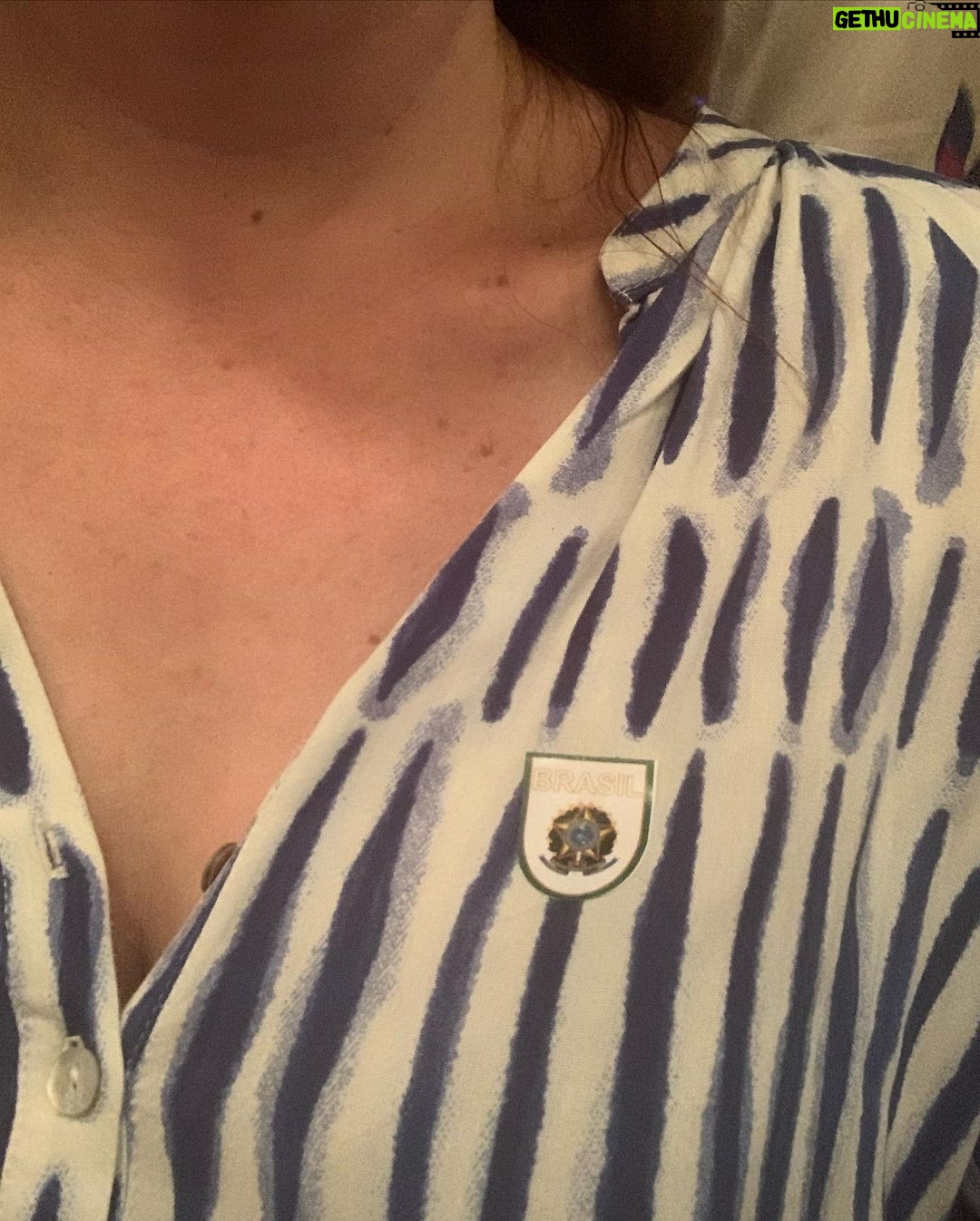 Actress Larissa Bracher HD Instagram Photos and Wallpapers April 2023 ...