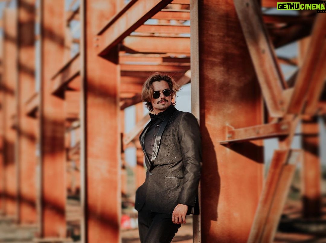 Leandro David Instagram – Editorial all black feito pra @mzaniratto 🖤 ...