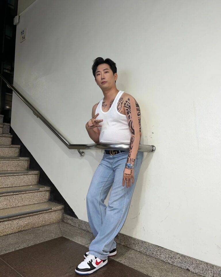 The Most Loved Instagram Photos of Lee Chang-ho: Top 10