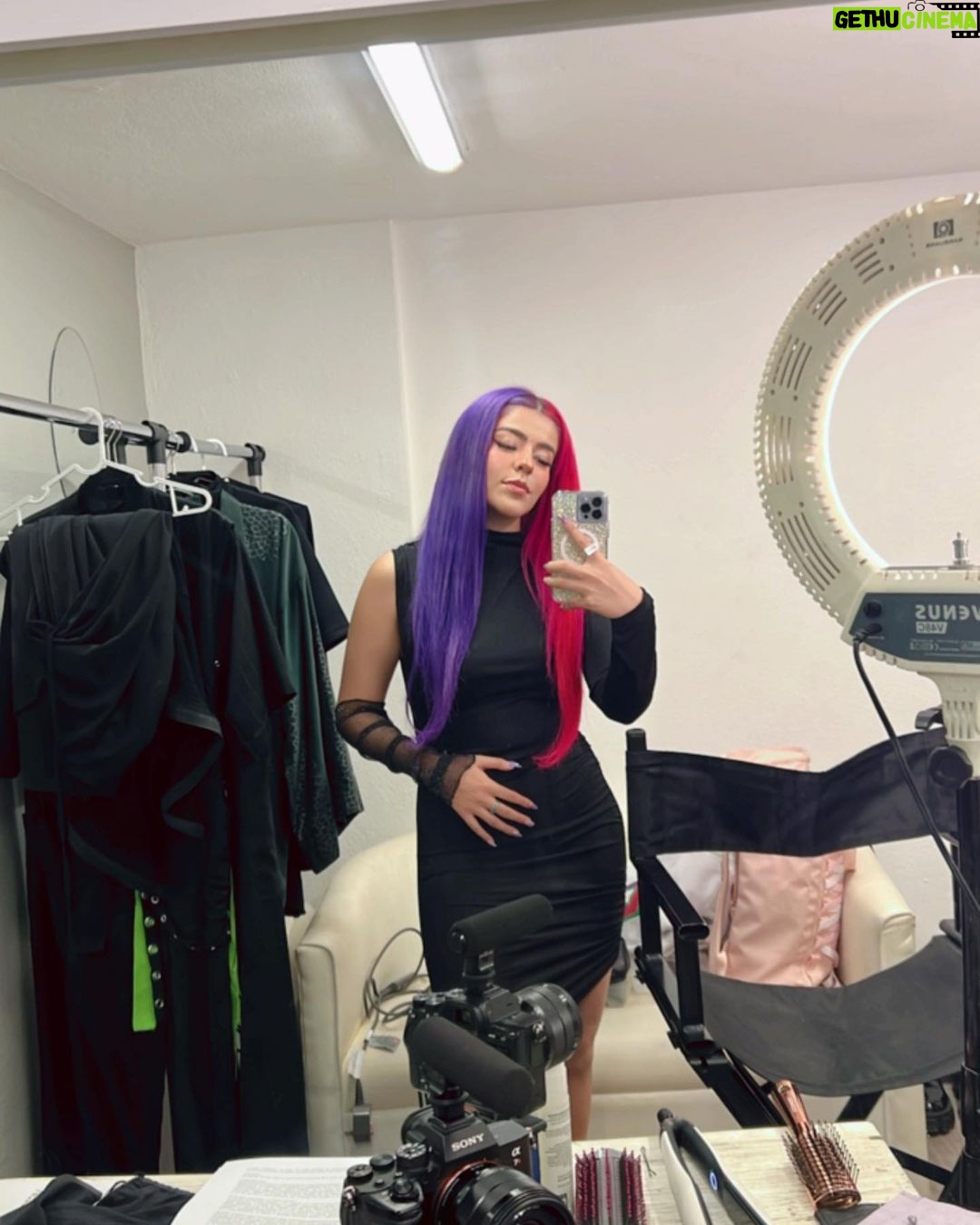 Actress Lesslie Polinesia HD Instagram Photos and Wallpapers October ...