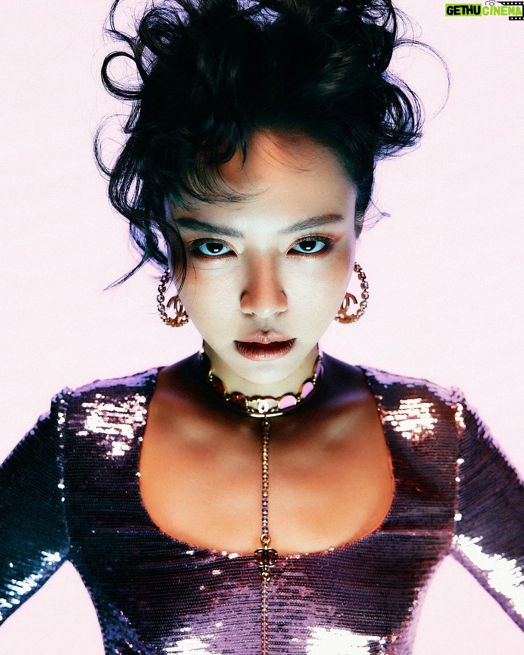 Actress Lynn Lim HD Instagram Photos and Wallpapers December 2023 ...