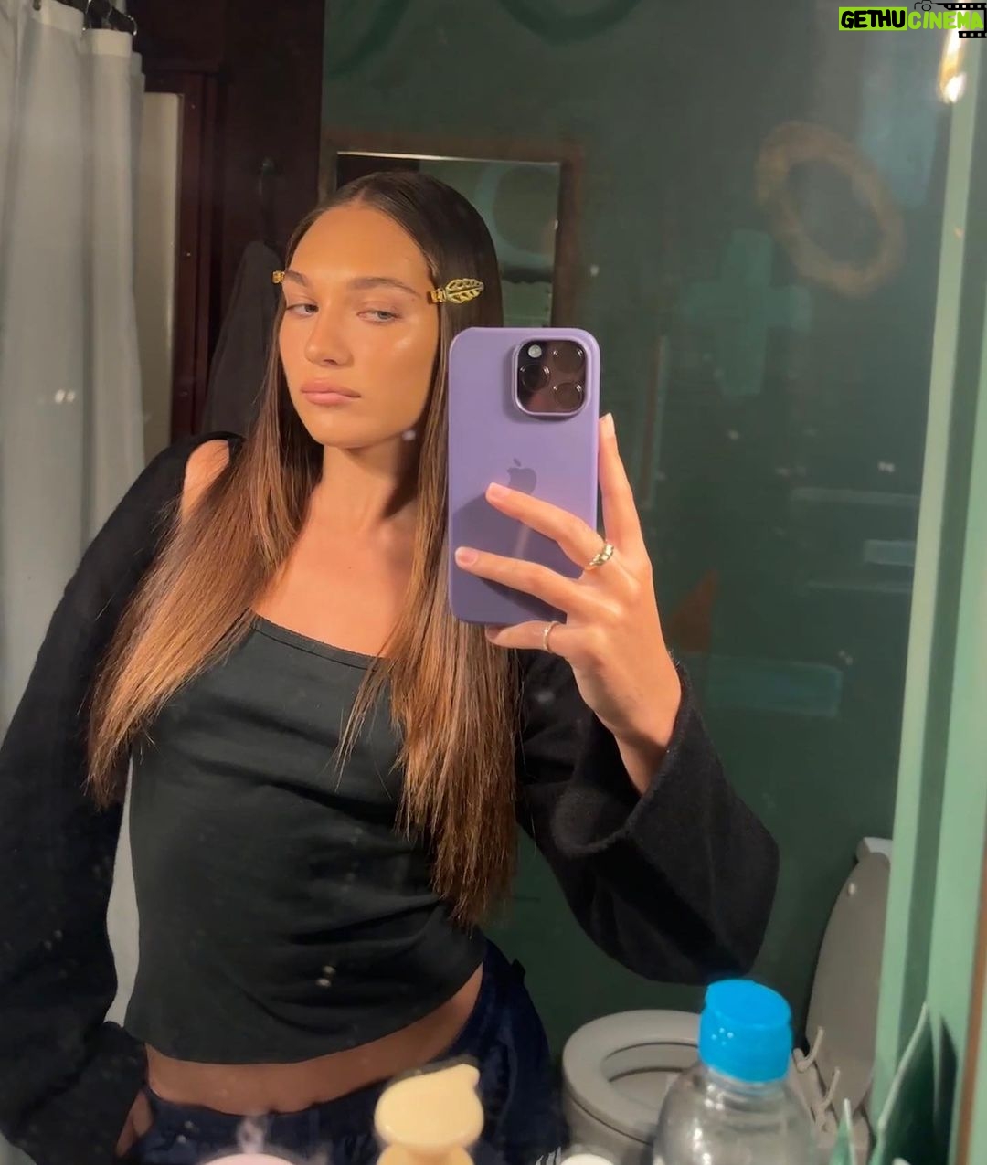 Maddie Ziegler 2024 Selfie