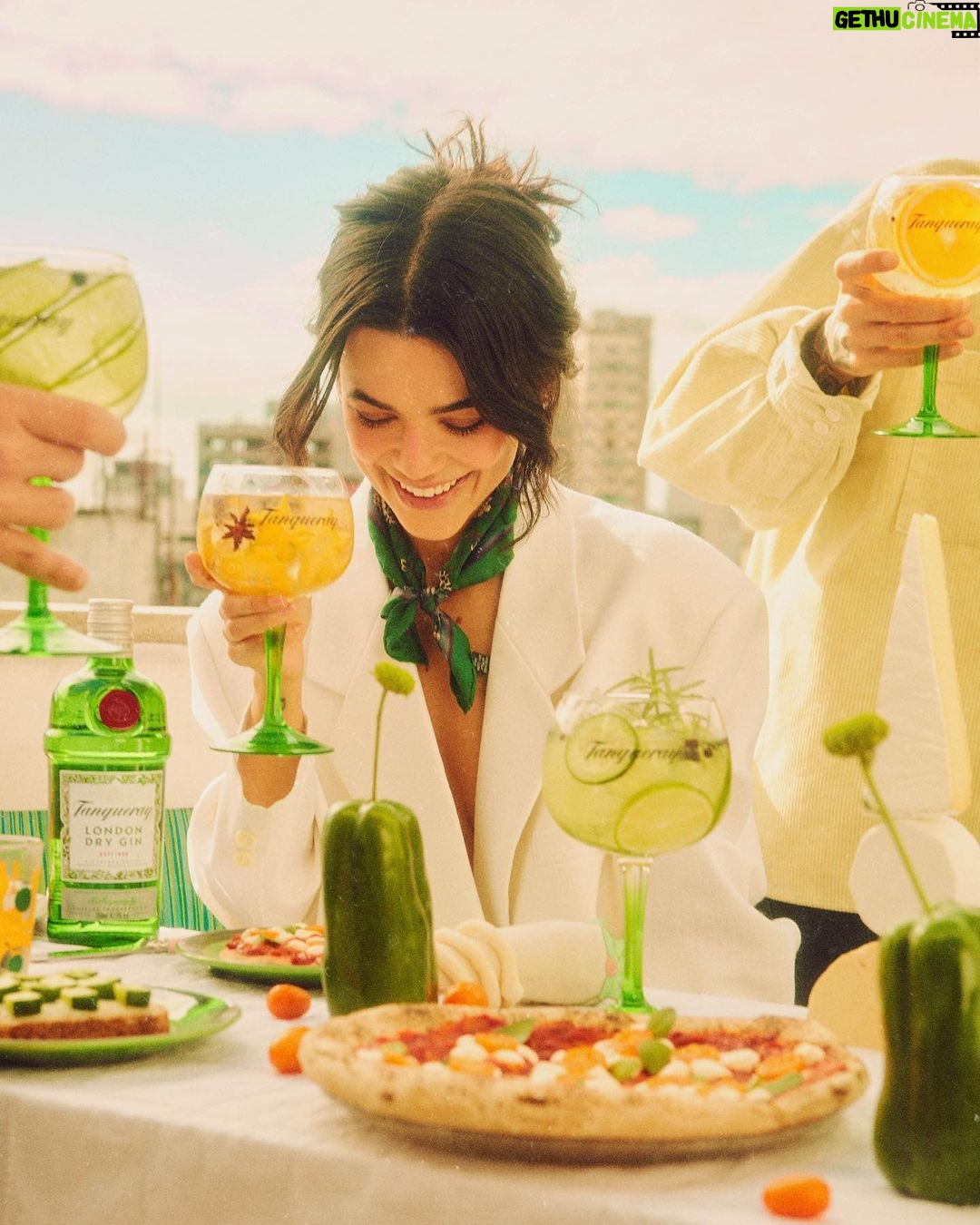 Actress Manu Gavassi HD Instagram Photos and Wallpapers July 2023 | Gethu Cinema