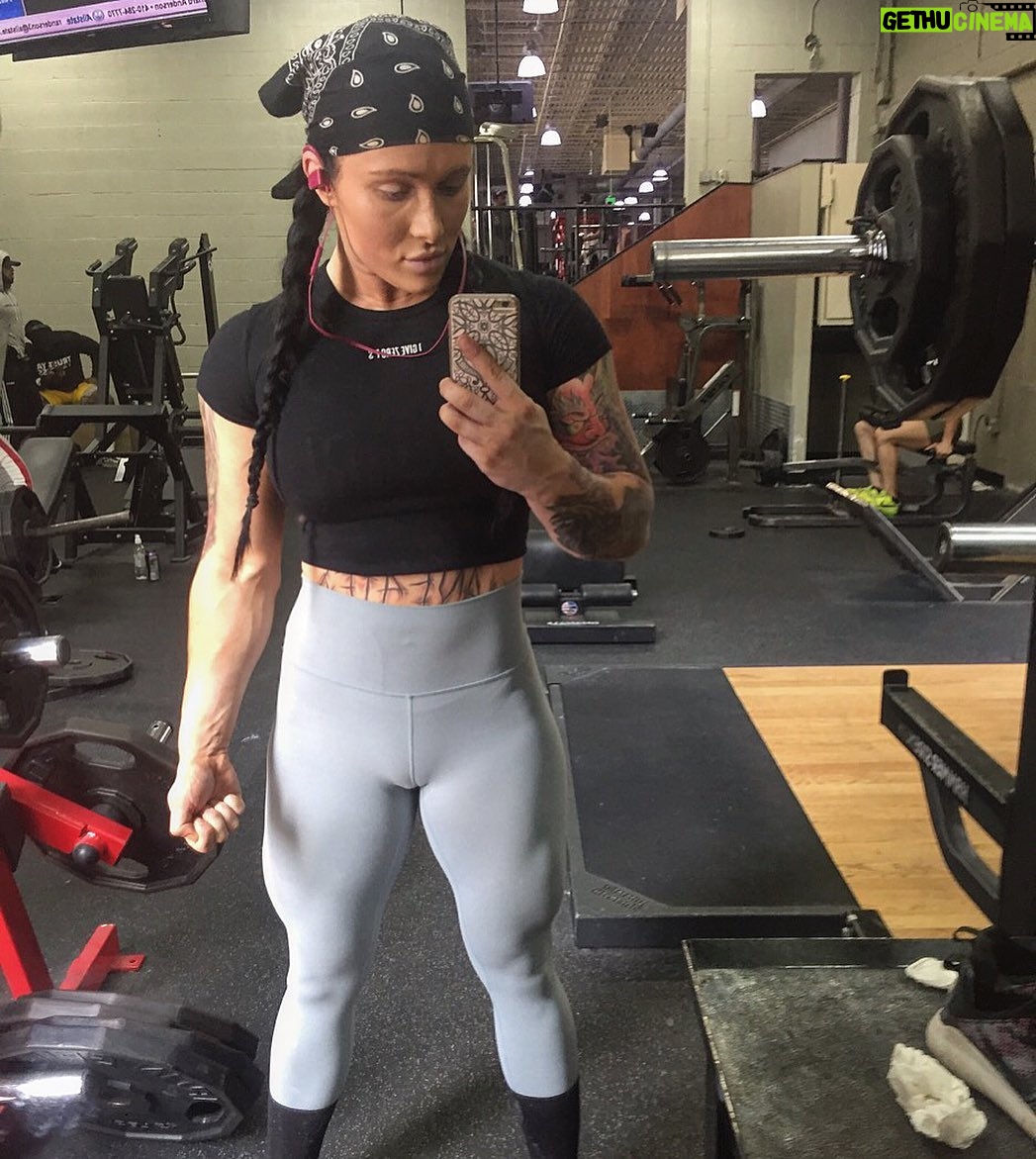 Maria Spiro Instagram – if you wanna be the best, you gotta work 10x ...
