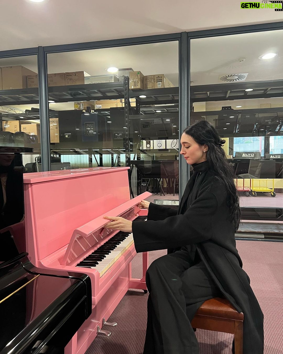 Matilda Morri Instagram – Gennaio non mi è mai piaciuto | Gethu Cinema