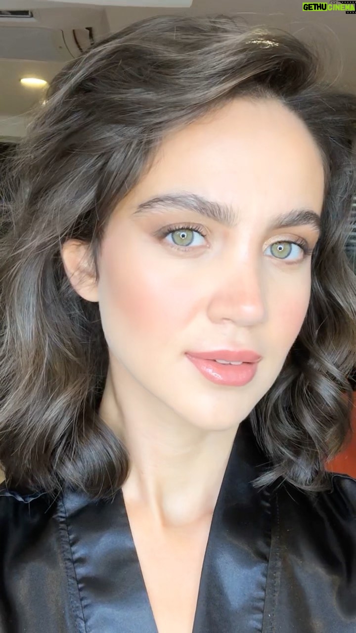 Actress Merih Öztürk HD Instagram Photos and Wallpapers April 2022 | Gethu Cinema