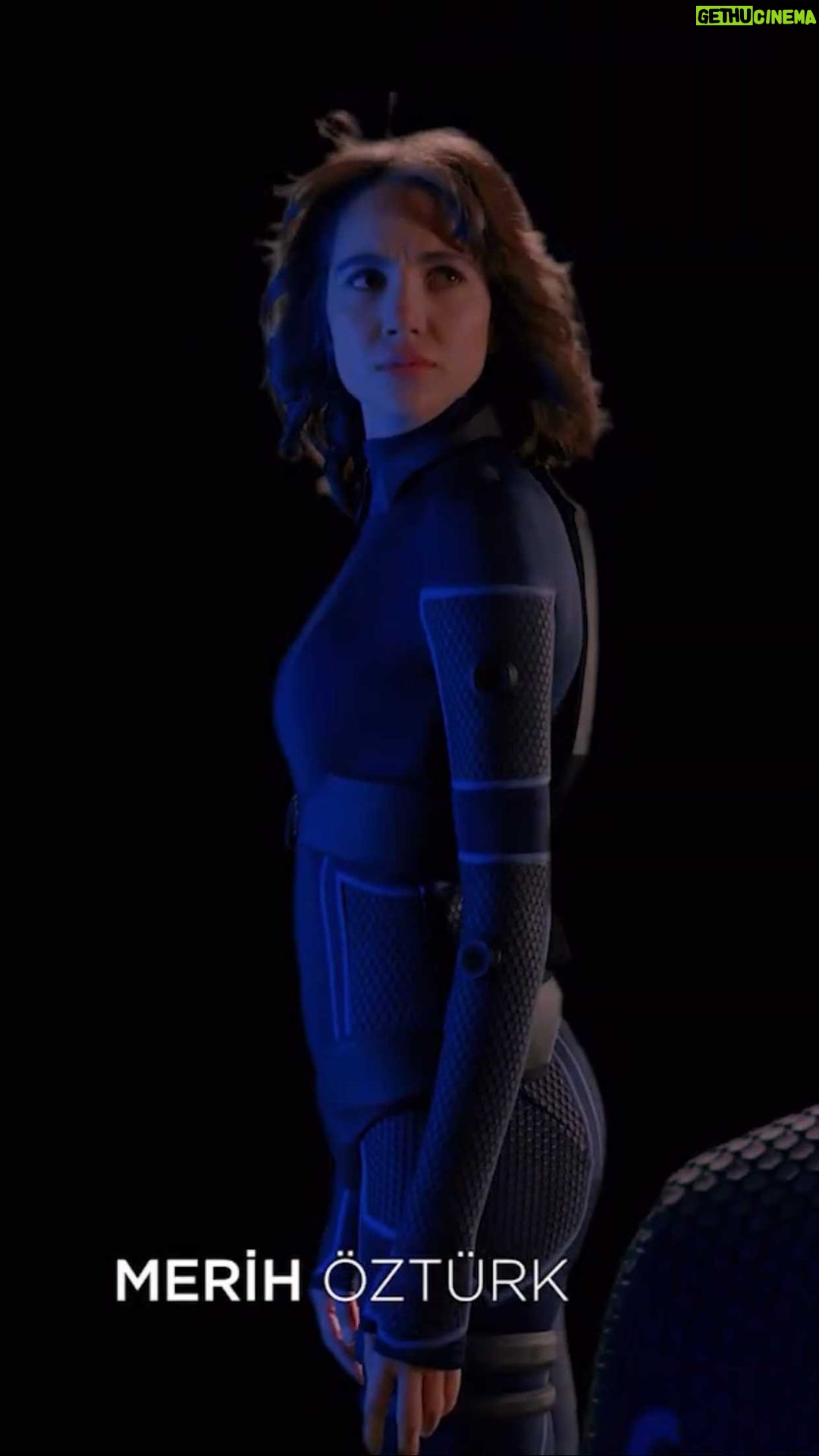 Actress Merih Öztürk HD Instagram Photos and Wallpapers March 2022 | Gethu Cinema