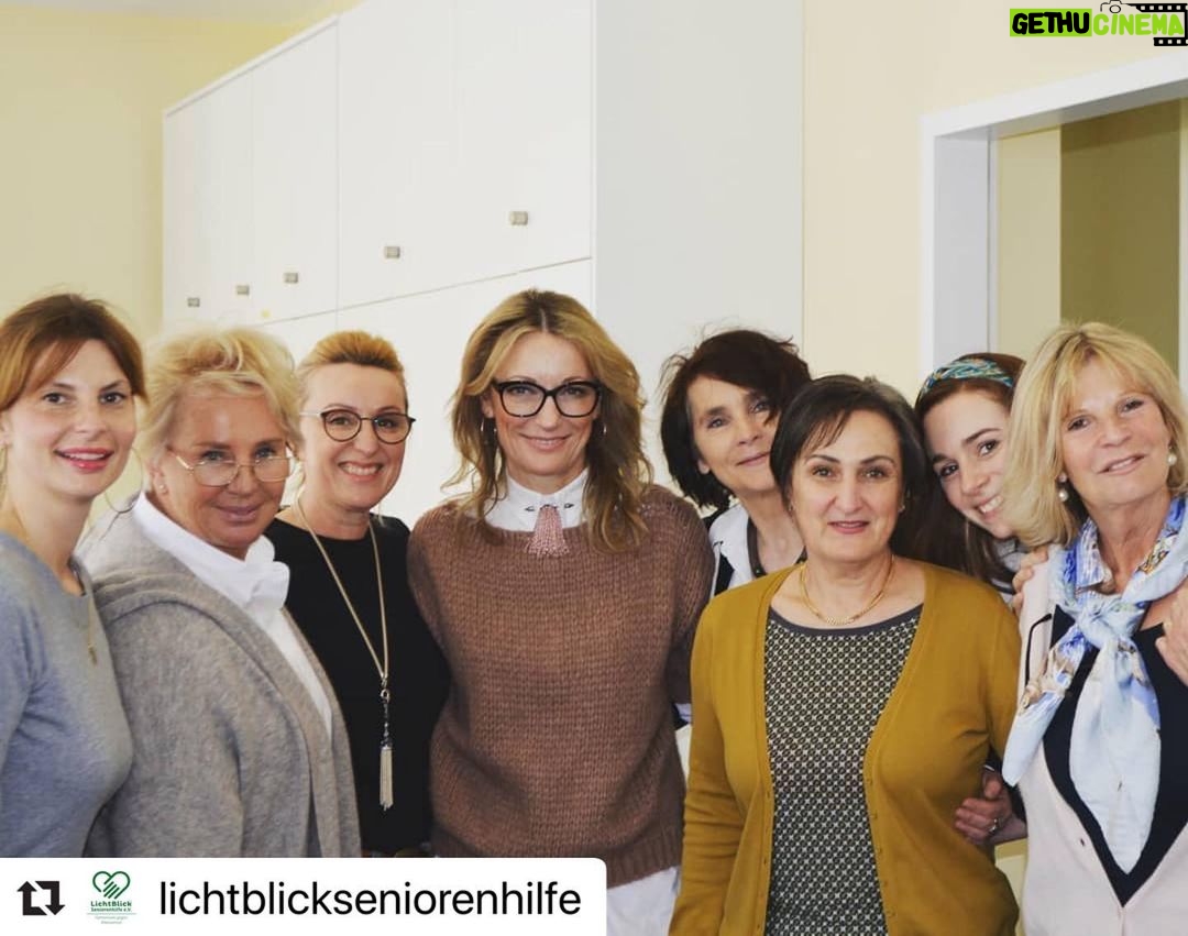 Monika Gruber Instagram – Ich hab irgendwo mal gelesen: “Der Wert einer Gesellschaft mißt sich ...