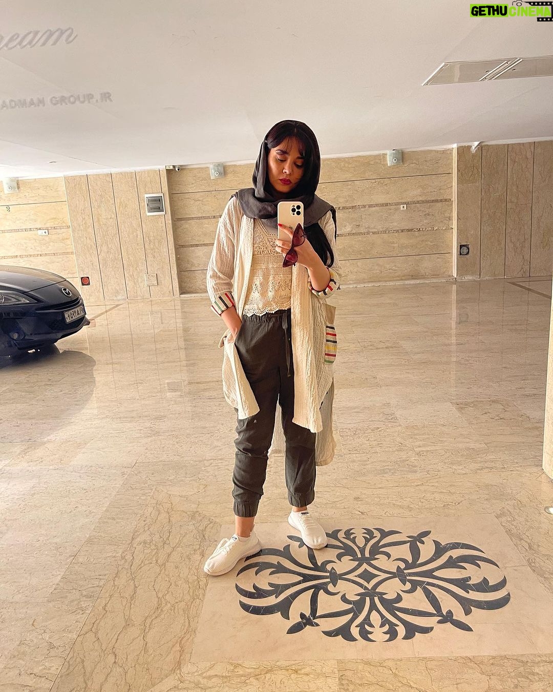 Actress Neda Ghasemi HD Instagram Photos and Wallpapers July 2023 ...
