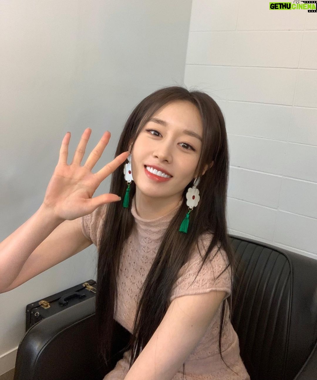 Park Ji-yeon Instagram – 💄 | Gethu Cinema