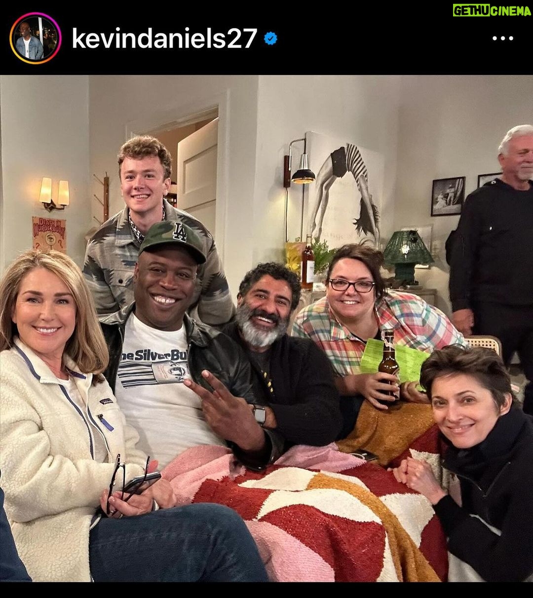 Peri Gilpin Instagram – 🥳🎉 Paramount Pictures Studios | Gethu Cinema