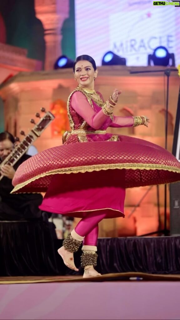 Actress Prachee Shah HD Instagram Photos and Wallpapers January 2024 ...