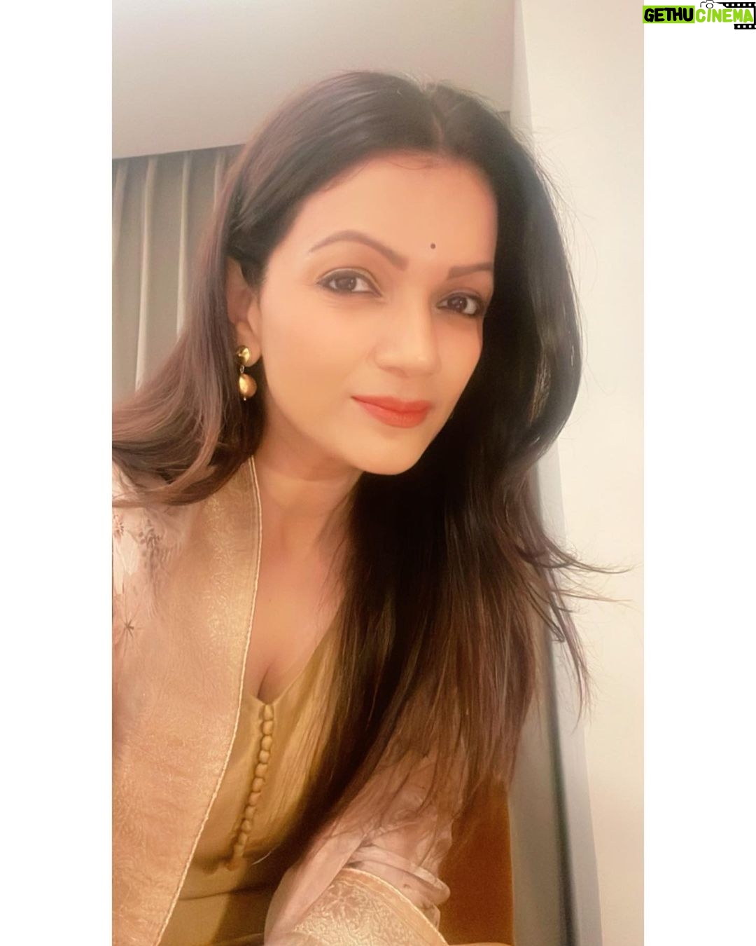 Actress Prachee Shah HD Instagram Photos and Wallpapers October 2023 ...
