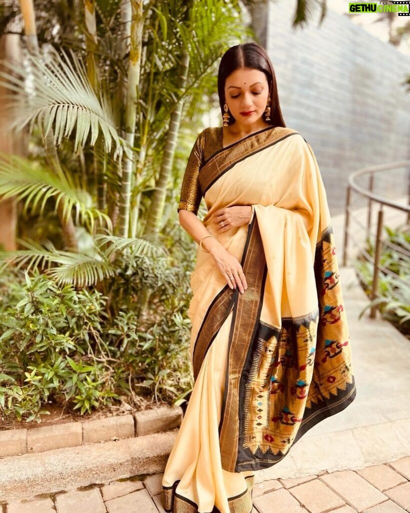Actress Prachee Shah HD Instagram Photos and Wallpapers February 2024 ...