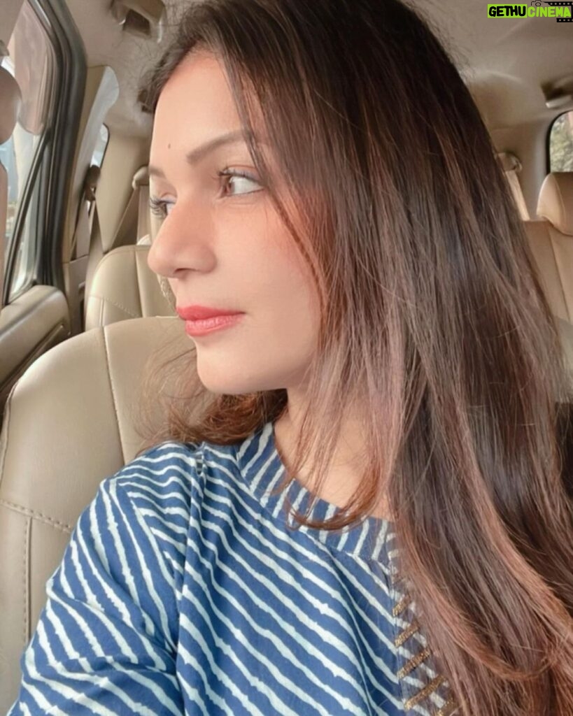 Actress Prachee Shah HD Instagram Photos and Wallpapers January 2024 ...