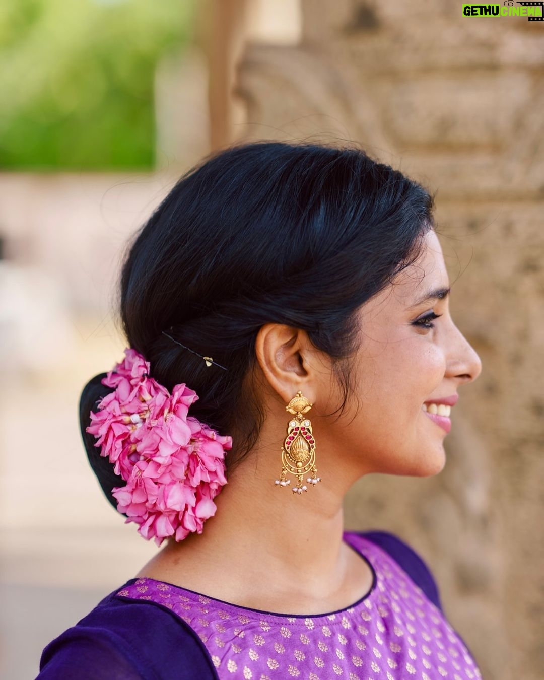 Actress Priya Venkat HD Instagram Photos and Wallpapers February 2024 ...