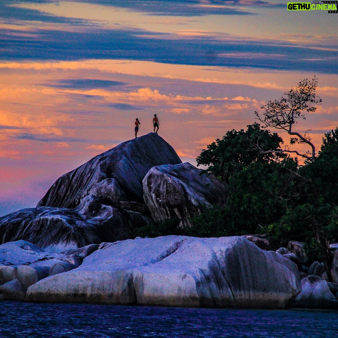 Rainer Dawn Instagram – Miss you dudes, good times. 🌴 ...