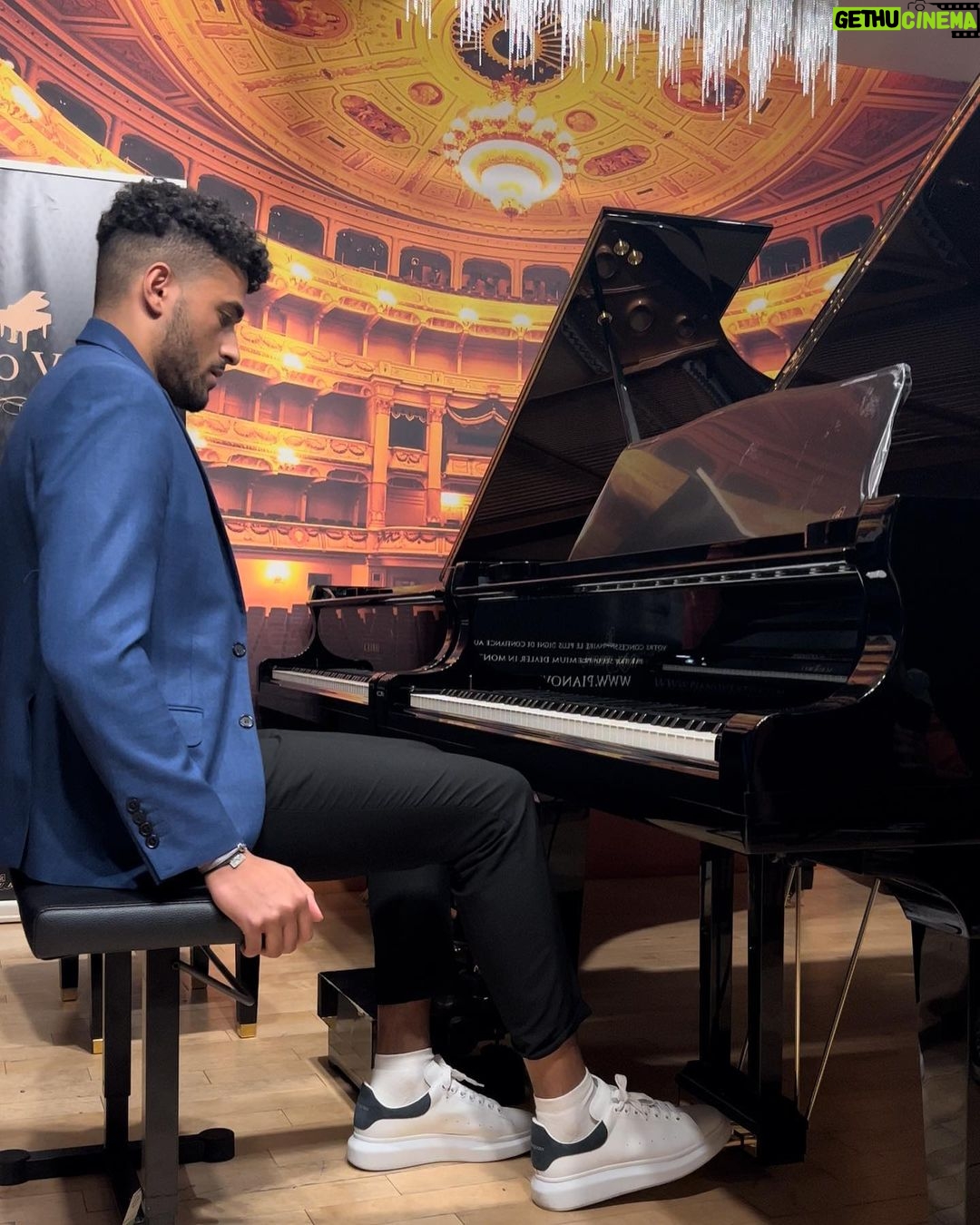 Actor Rami Farran HD Instagram Photos and Wallpapers August 2022 ...