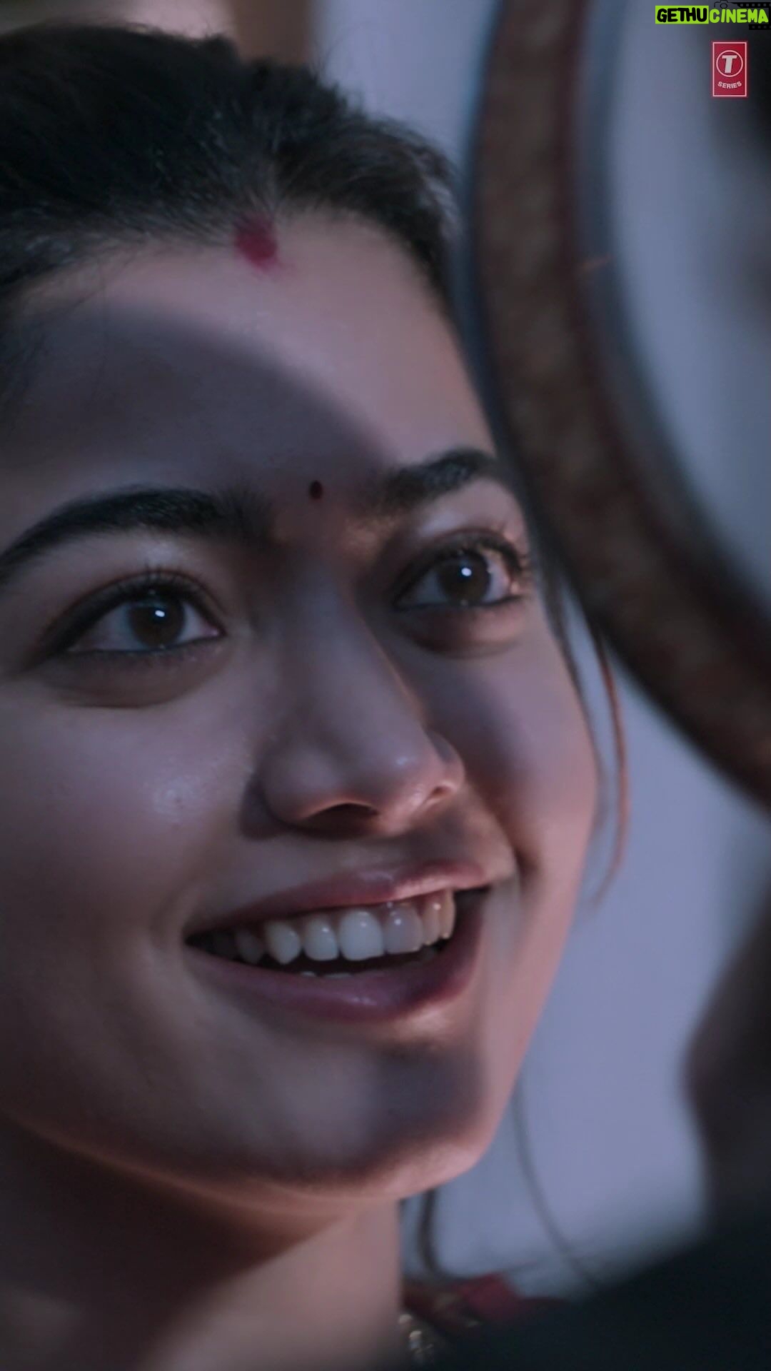 Rashmika Mandanna Instagram – Showing how it is to feel broken together ...