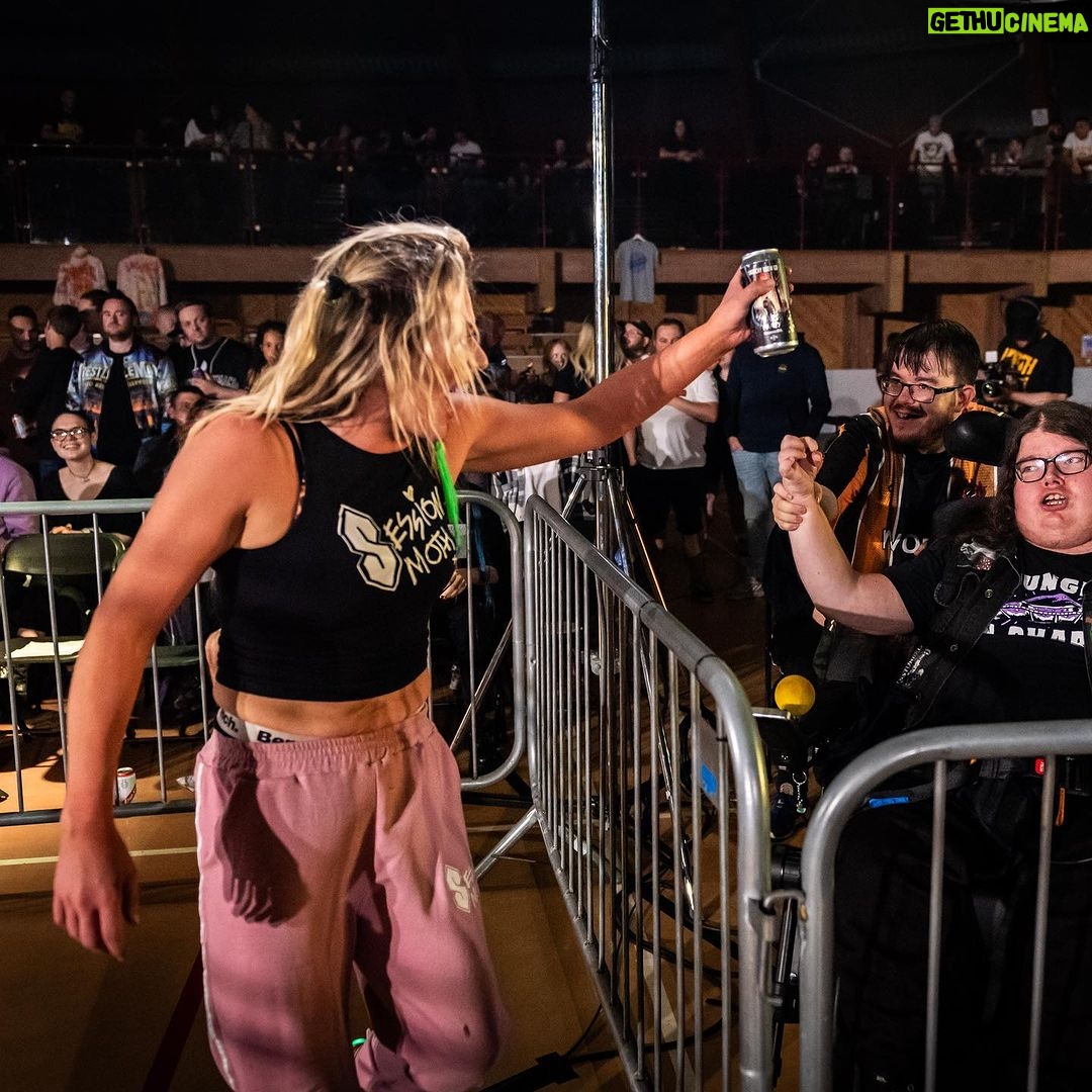 Session Moth Martina Instagram – SESSION MOTH & NAT SYKES vs EVE ...