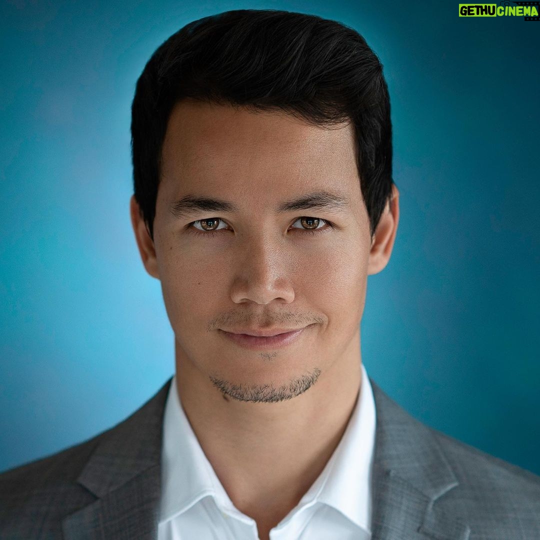 Shannon Kook Instagram – Playing with headshots in the home studio # ...