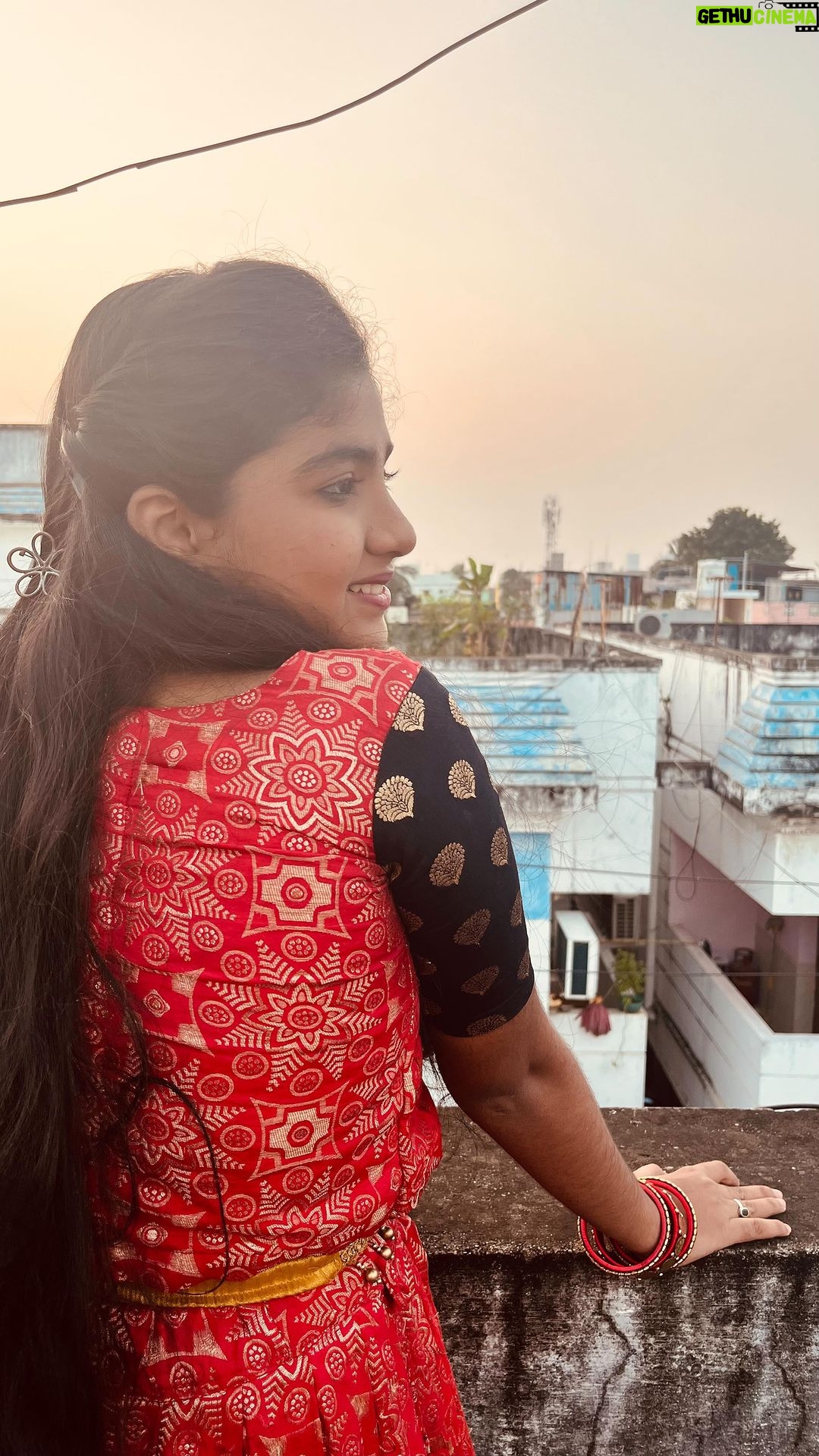 Actress Sherin Thara HD Instagram Photos and Wallpapers January 2024 ...
