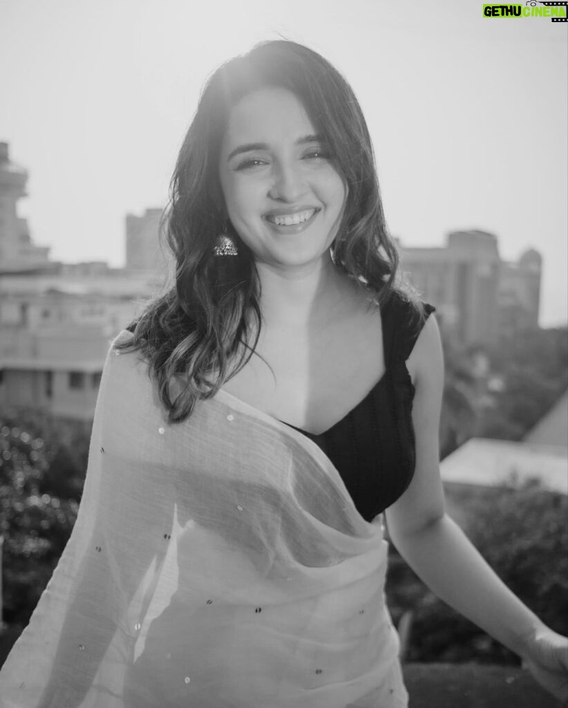 Actress Shirley Setia HD Instagram Photos and Wallpapers January 2024 ...