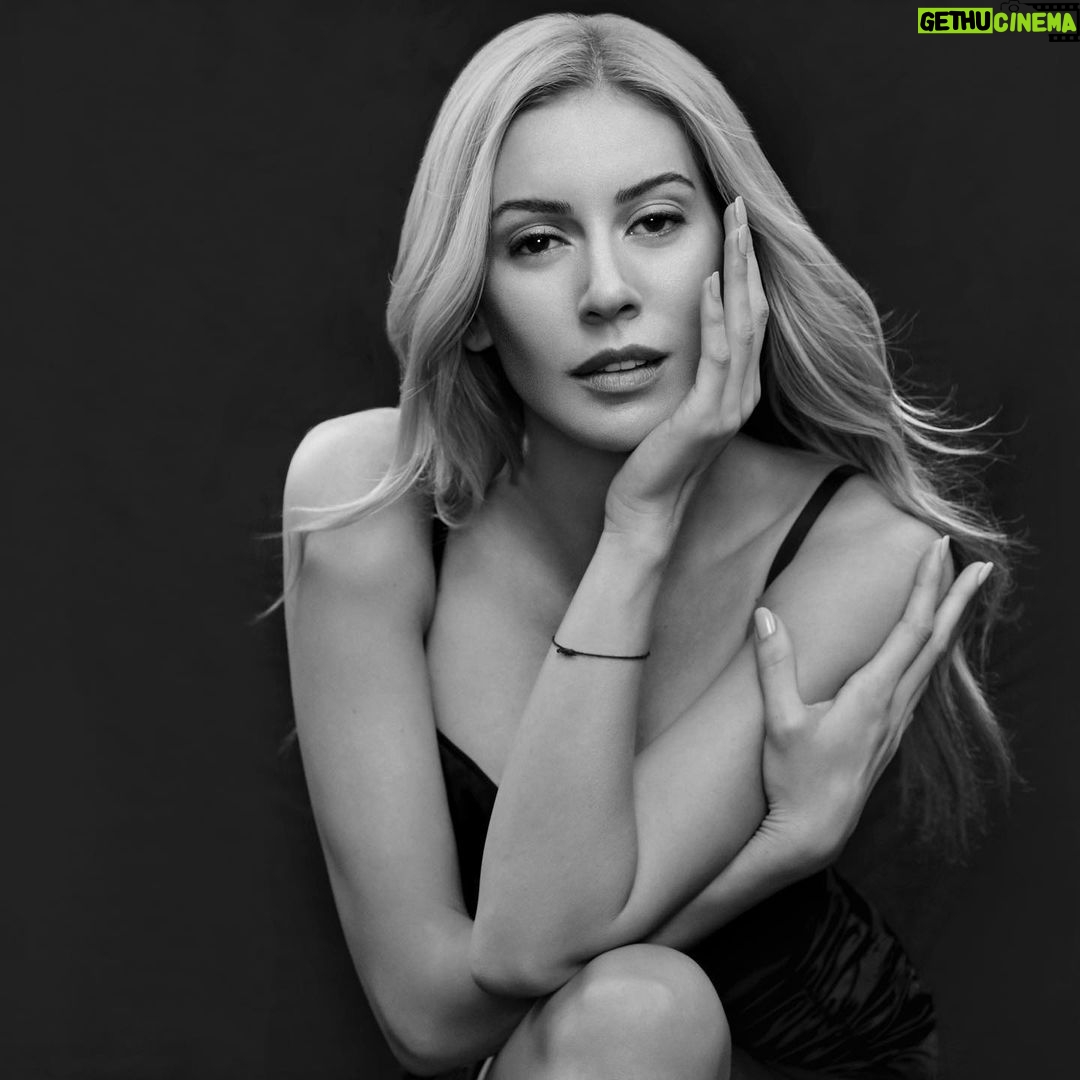 Sinem Kobal Instagram – 🎲 | Gethu Cinema