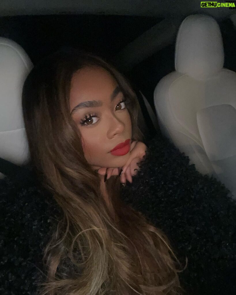 Actress Skai Jackson HD Instagram Photos and Wallpapers February 2023 ...