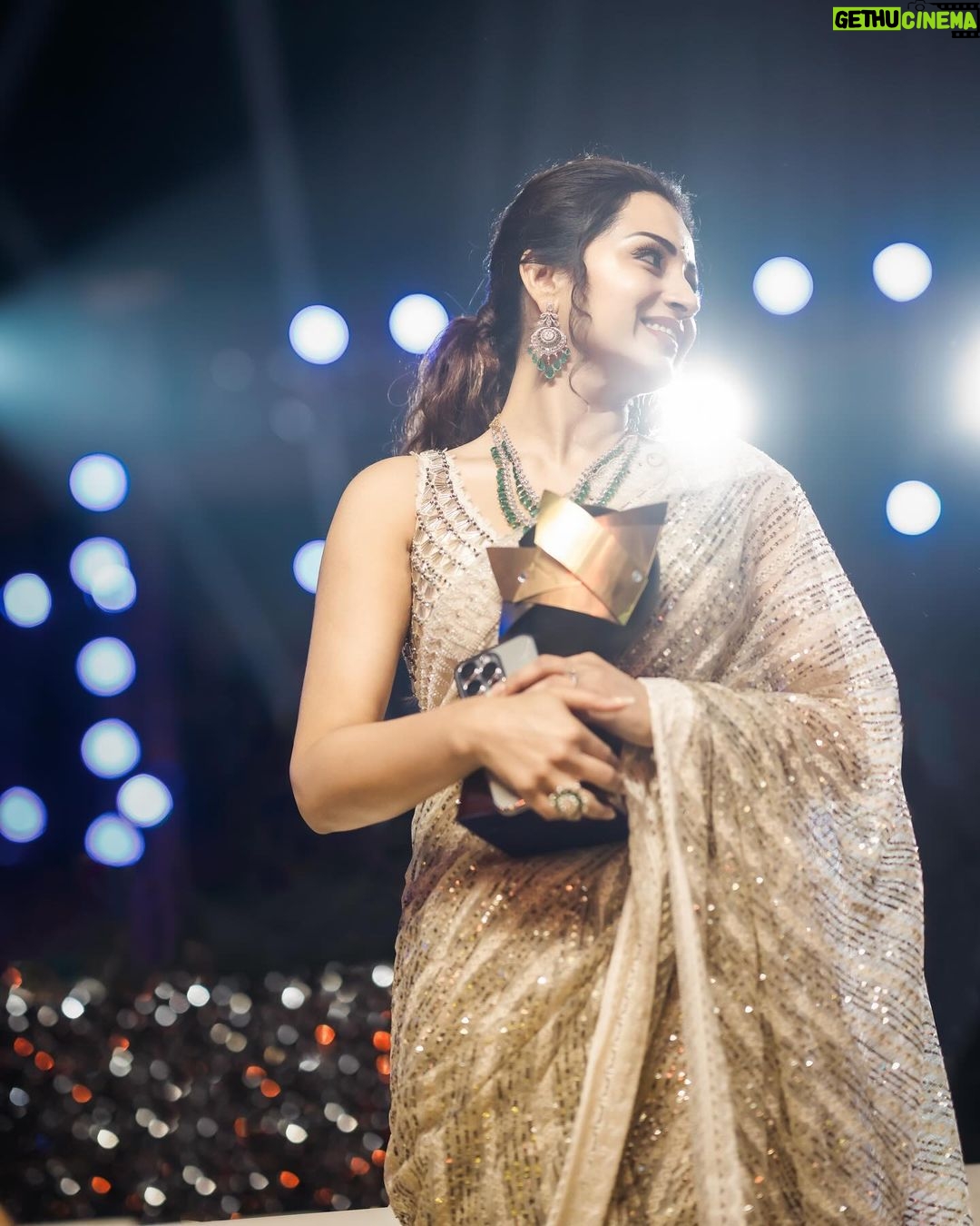 Actress Trisha HD Instagram Photos and Wallpapers April 2024 | Gethu Cinema