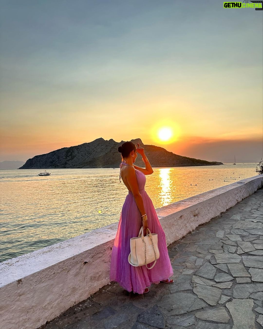 Actress Yasmin Sabri HD Instagram Photos and Wallpapers September 2023 ...