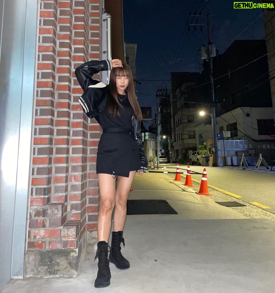 Actress Yoon Bo-ra HD Instagram Photos and Wallpapers October 2022 ...