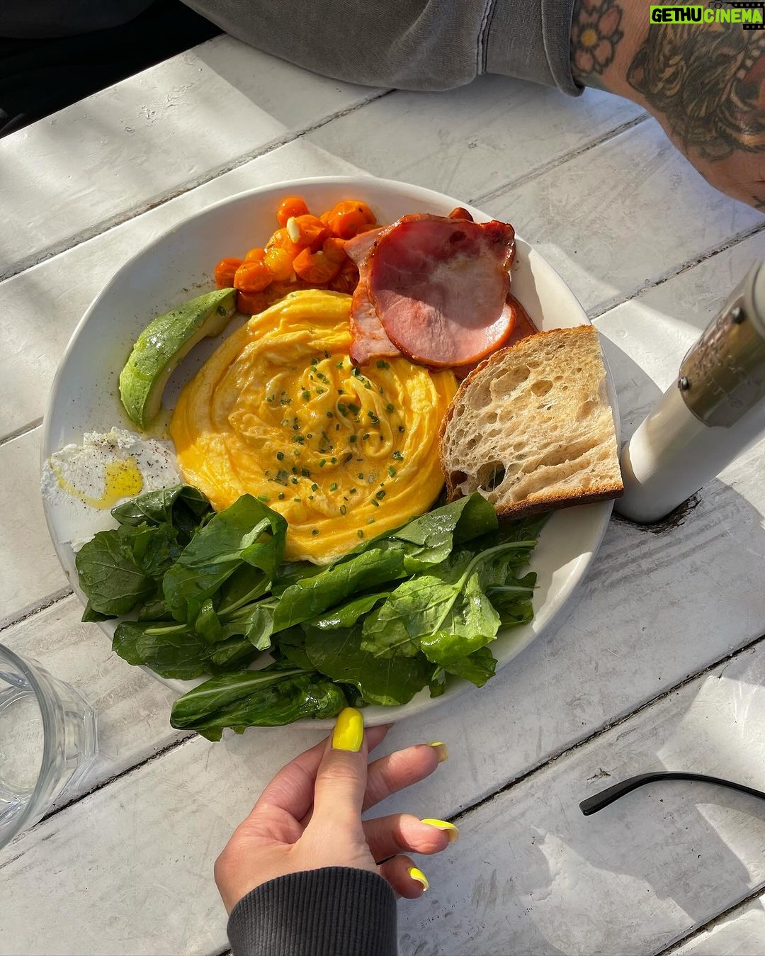 Yulia Kirillova Instagram – Holidays have began. Happy thanksgiving ...