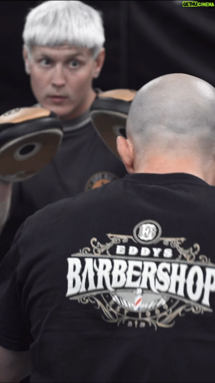 Alexander Volkanovski Instagram – Time to work!! | Gethu Cinema