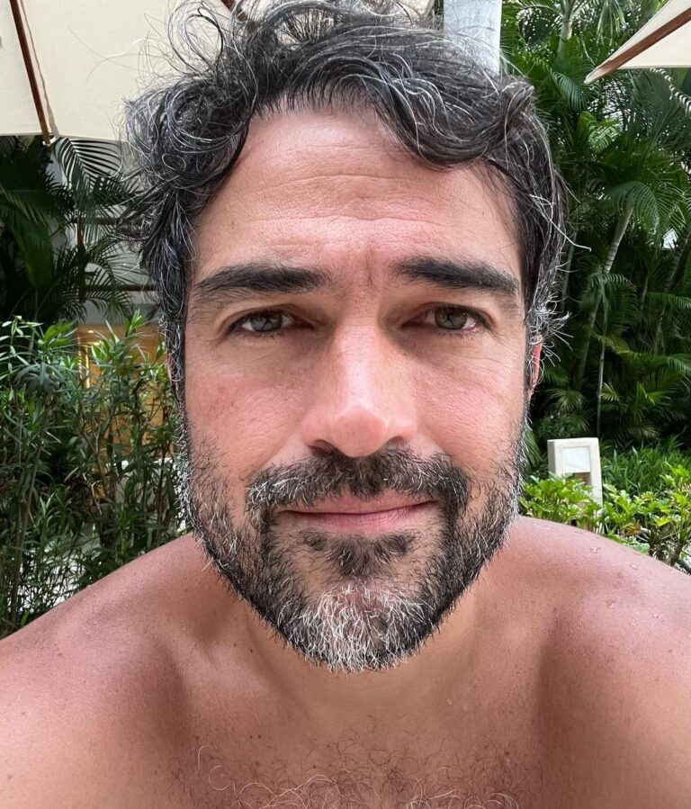 10 Alfonso Herrera Instagram Photos That Got Major Love