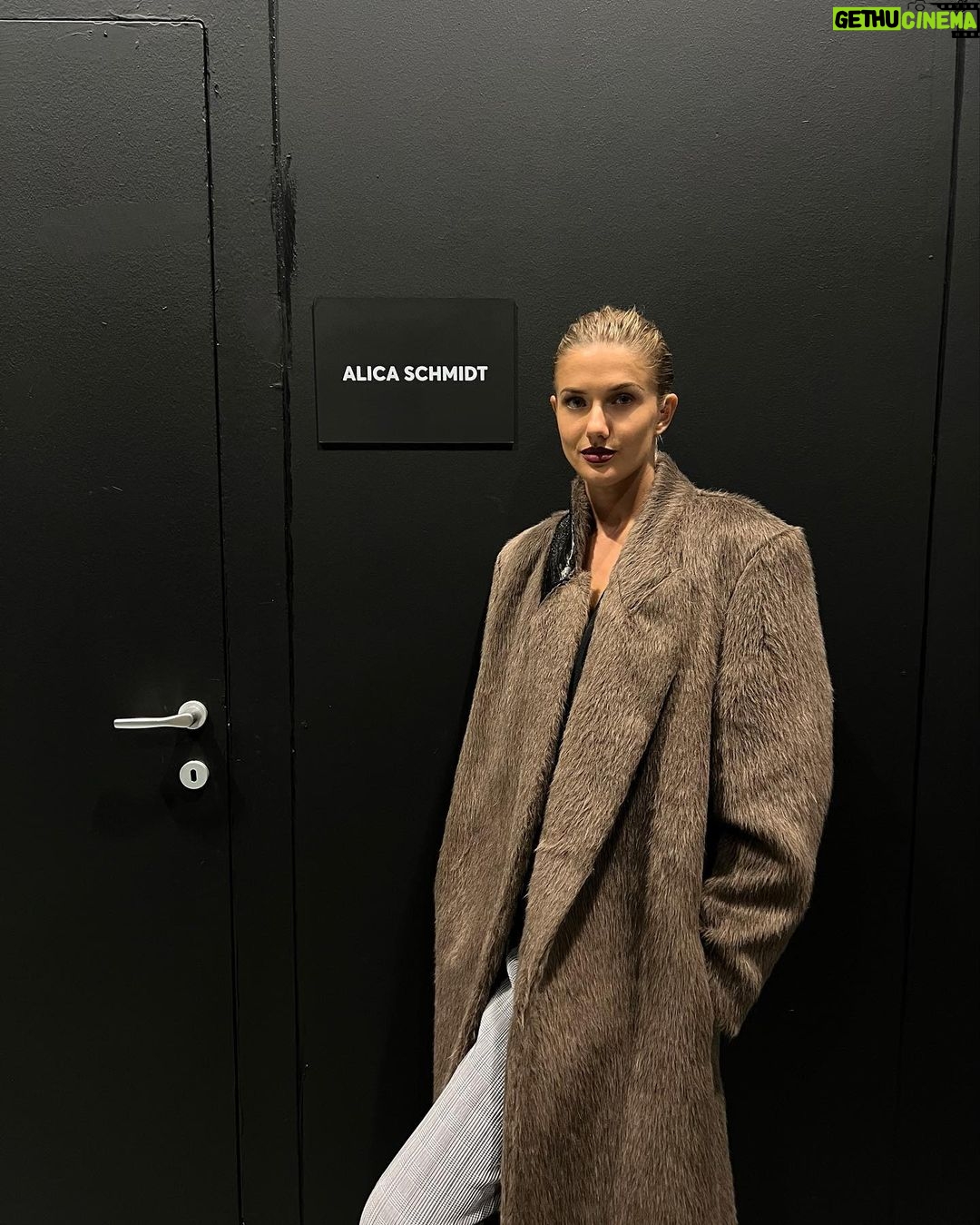 Alica Schmidt Instagram – What a show! 😮‍💨 Always a pleasure to walk ...