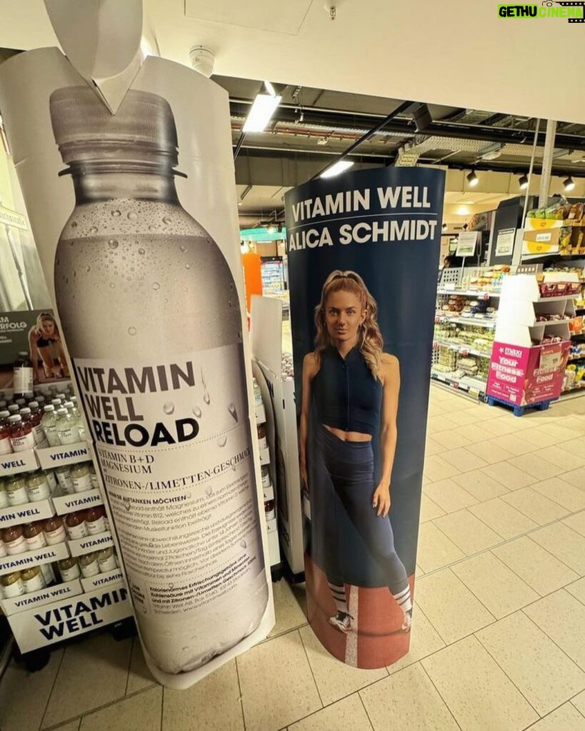 Actress Alica Schmidt HD Instagram Photos and Wallpapers February 2024 ...