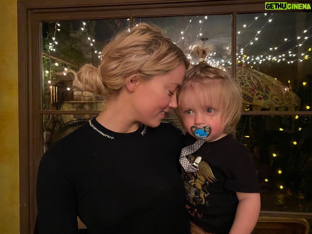 Amber Heard Instagram – Stop growing so fast Hunter! | Gethu Cinema