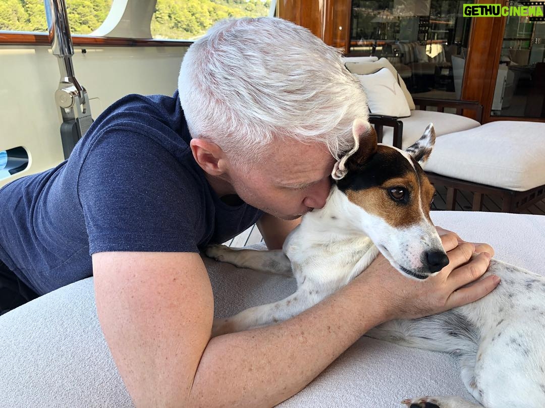 Anderson Cooper Instagram – On vacation, hanging out with the sweetest ...