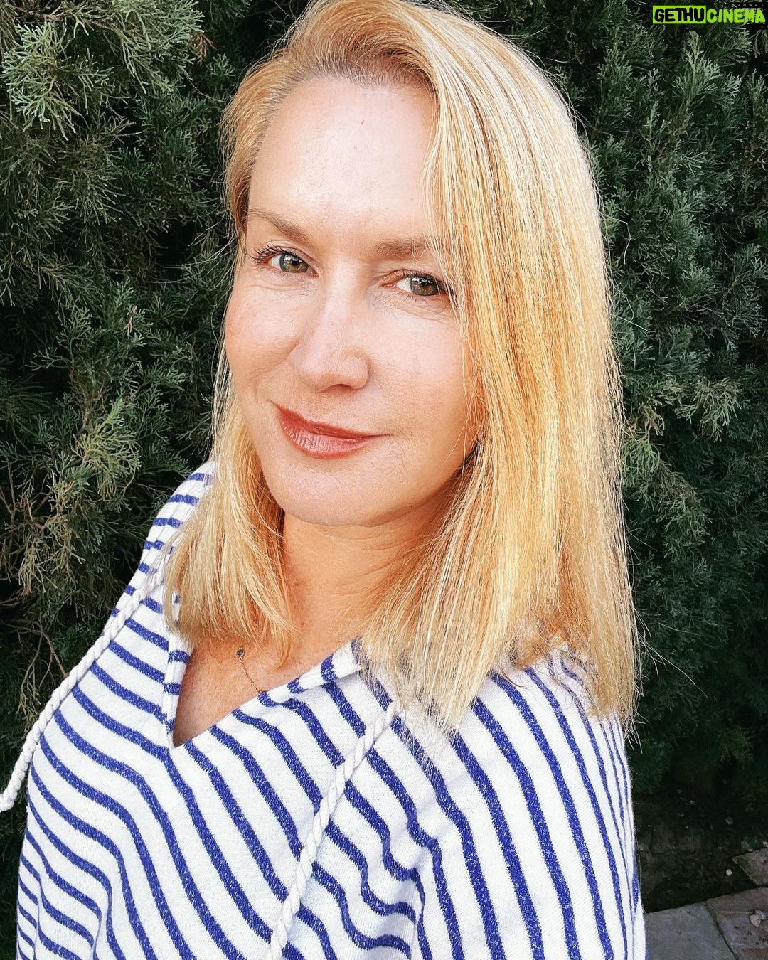 Angela Kinsey Instagram – Me. Me + Sass. Me + Angela Martin. | Gethu Cinema
