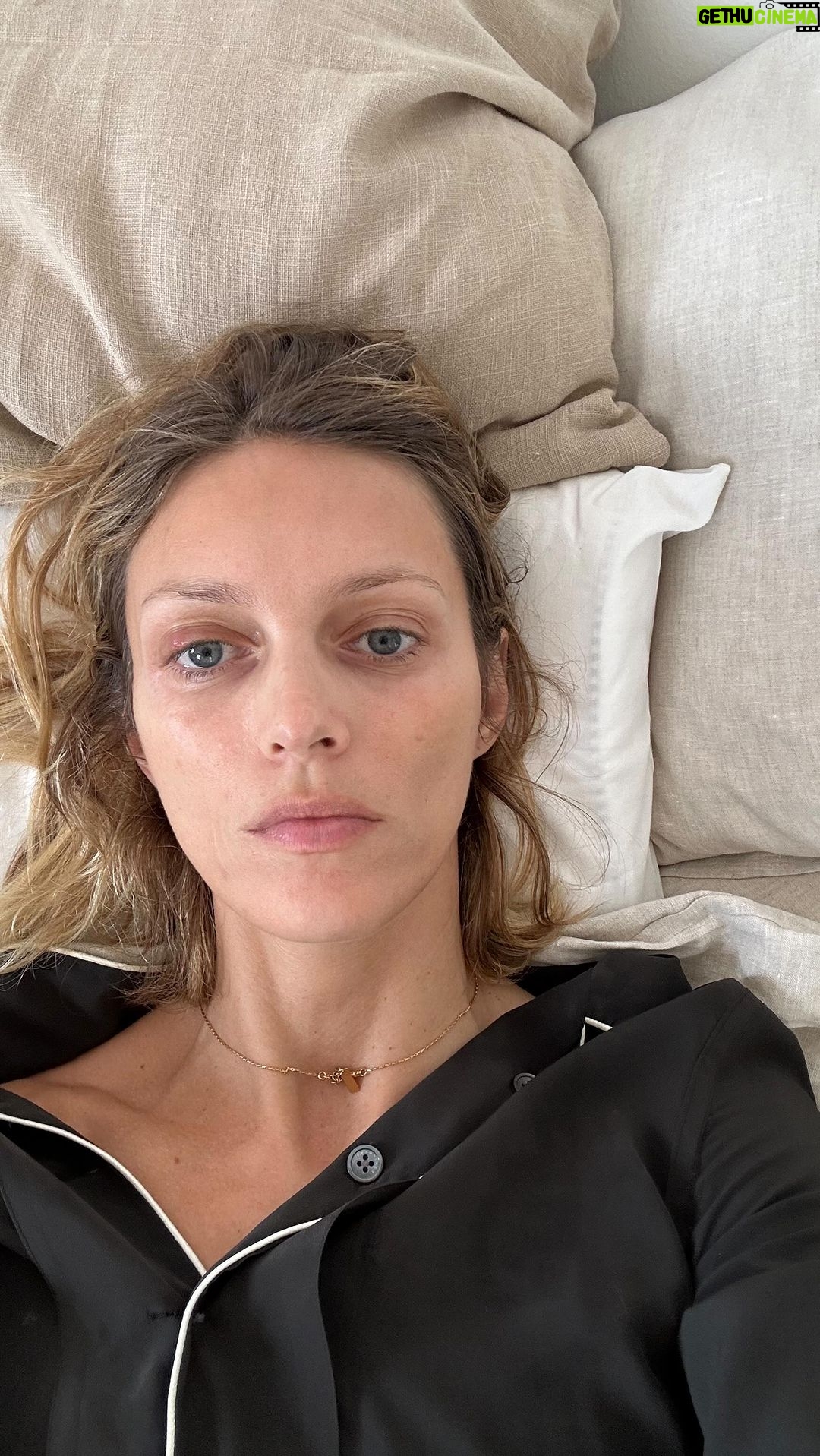 Actress Anja Rubik HD Instagram Photos and Wallpapers September 2023 ...