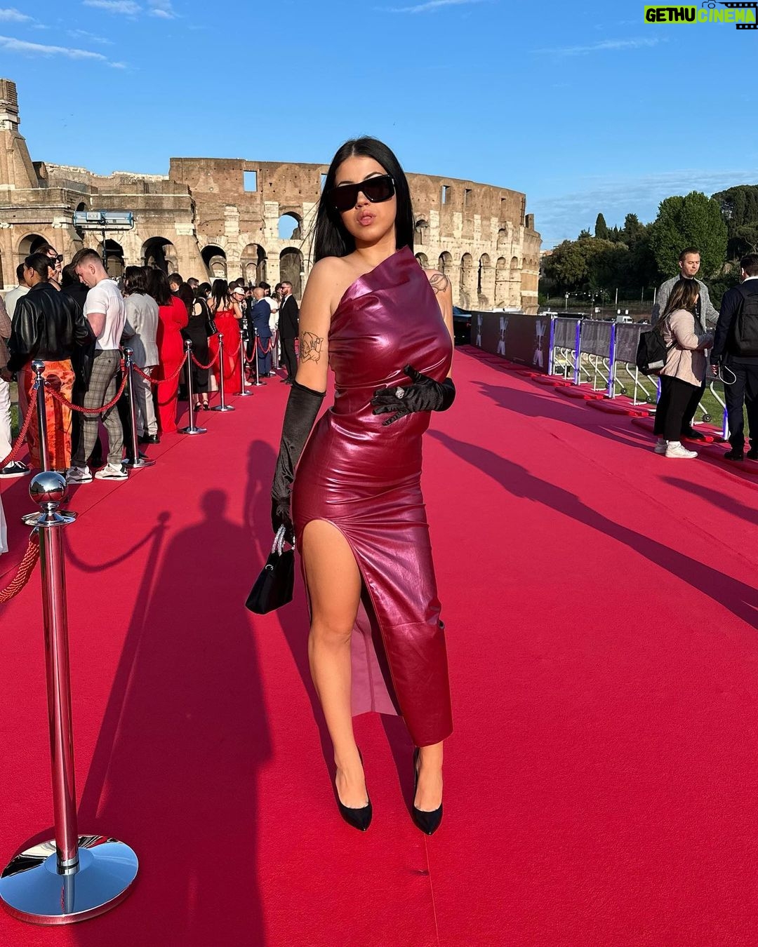 Anna Pepe Instagram – grazie @gqitalia per le belle parole 🙏🏻 | Gethu ...